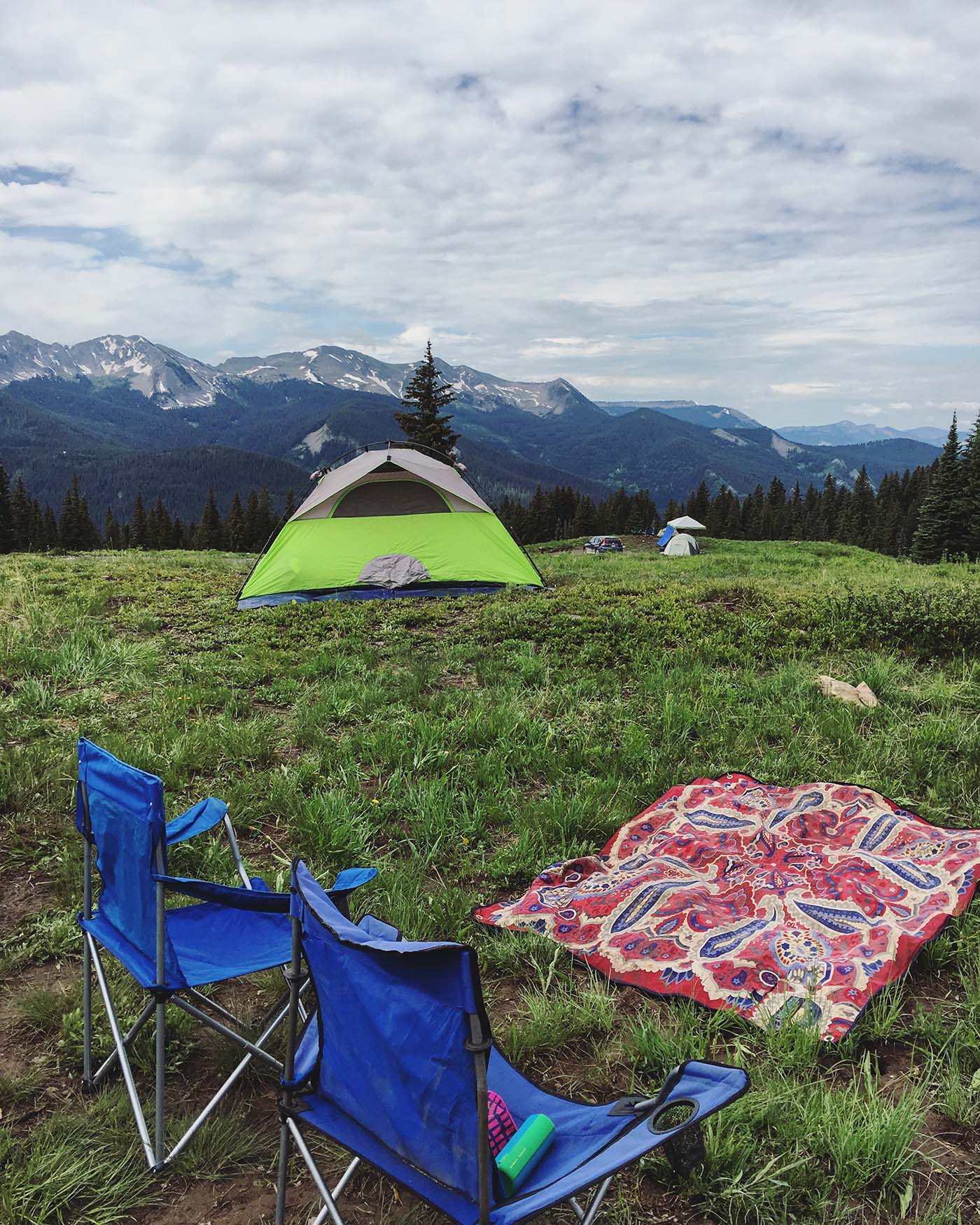 Luxury Backpacking Essentials | semashow.com